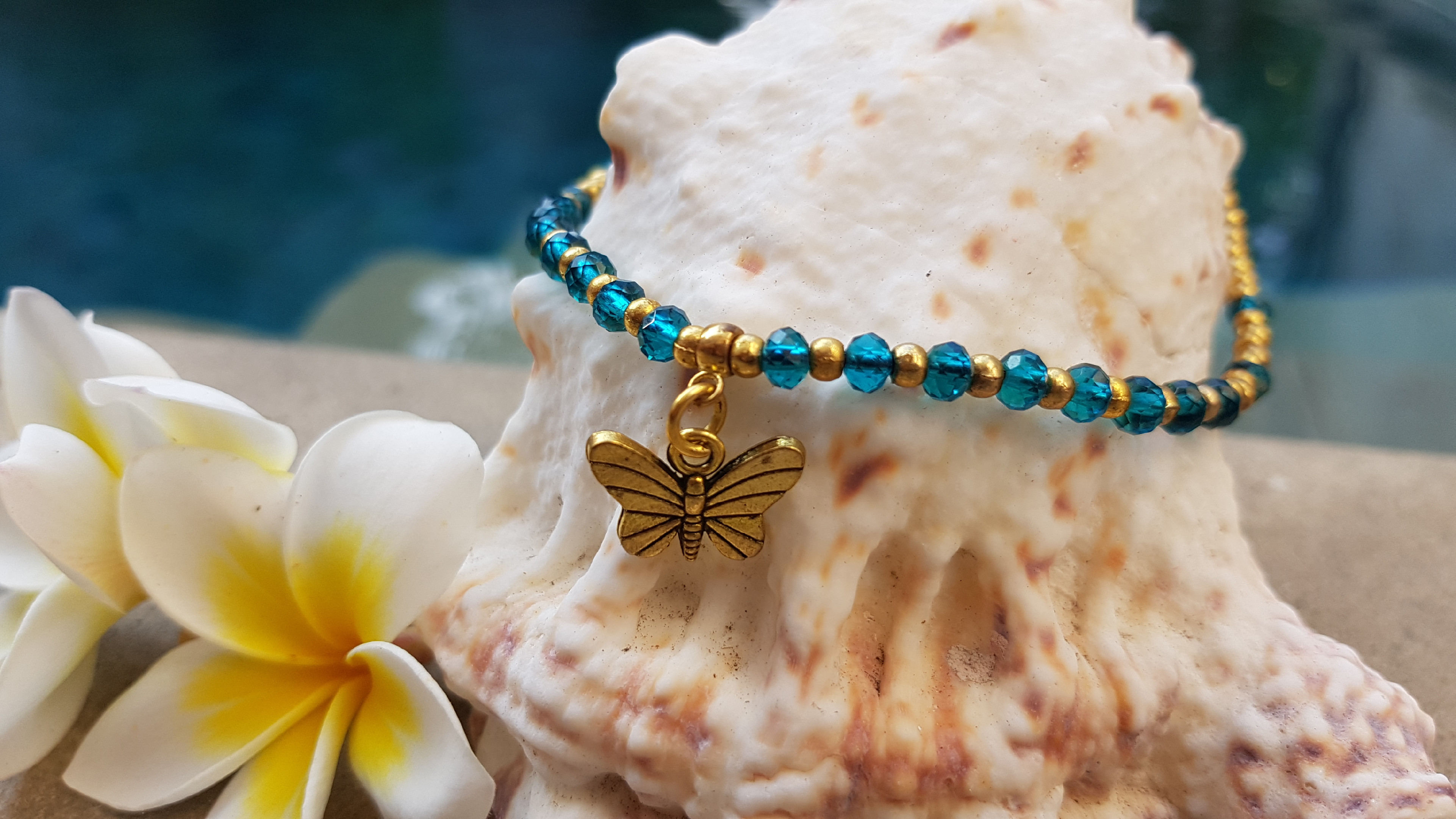 Kotníkový náramek motýl modrý – Obchodiště.cz